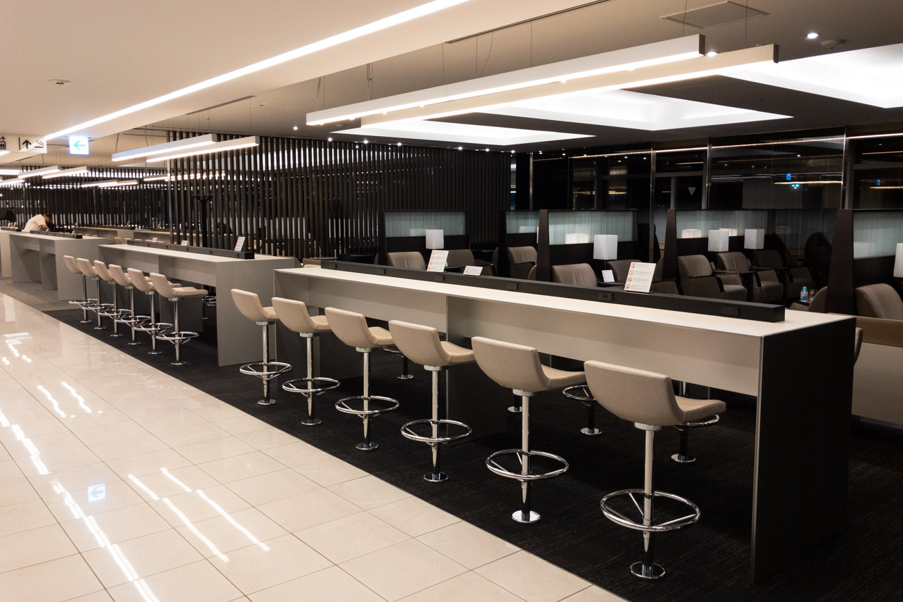 ANA adds online delay compensation request and live lounge crowdedness ...